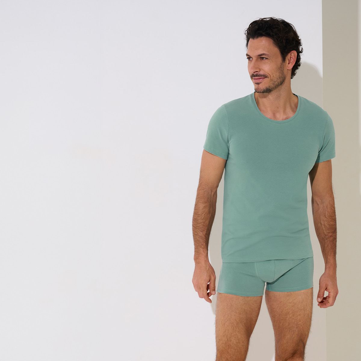 Lisca International Store